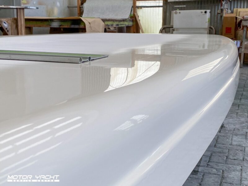 Hydraulic Swim and Boarding Platforms | Motor Yacht Service Centre ...